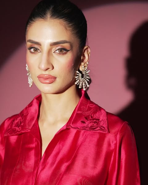 Rose Royale Summer 25 – Luxury Pret Sheesha Silk 3-Piece Suit